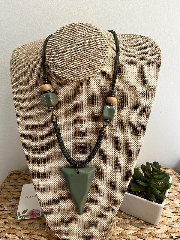 Colar Triangular - Cata Pipa