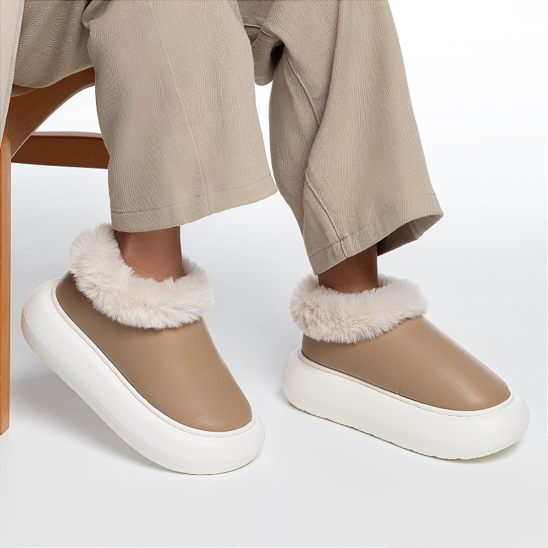Pantufa Flowfa Ref. DG231174 Madison Cor: Camel - Altamir Calçados