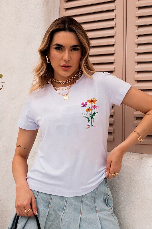 T-SHIRT FLORES CLEMATIS DTF BRANCO - Dallas T-shirts
