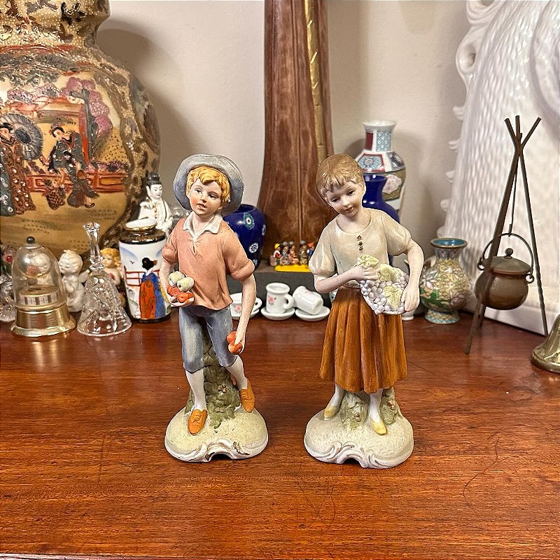 Antiguíssimo bibelô casal camponês. - Dônama Antiquário