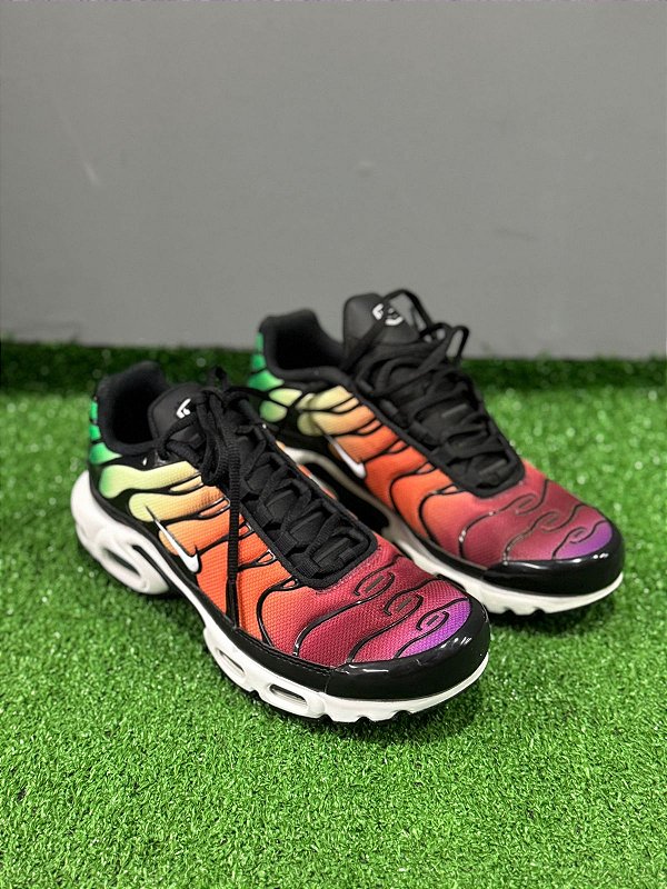 TÊNIS NIKE AIR MAX PLUS TN COLOR FLIP - Loja Vei do tenis- os melhores