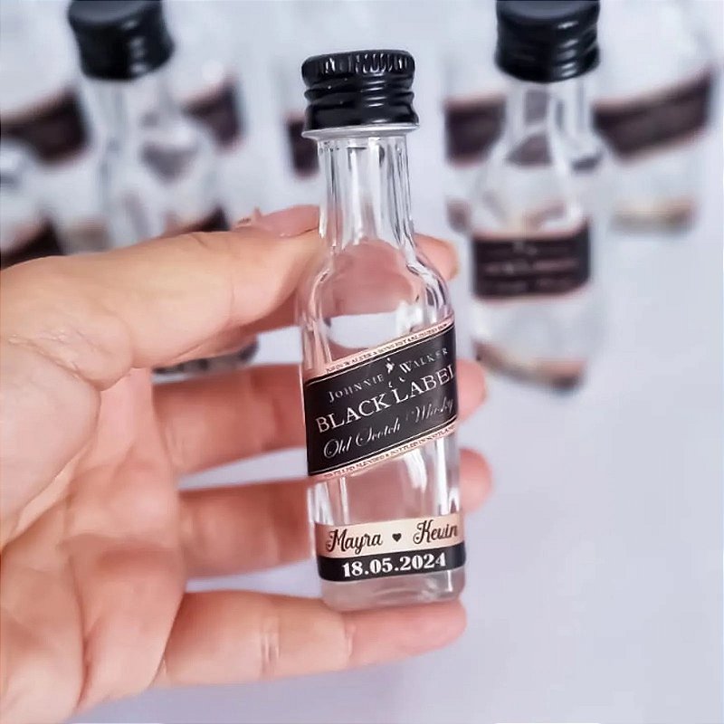 Miniatura Whisky Black Label Personalizada - Donaire Personalizados