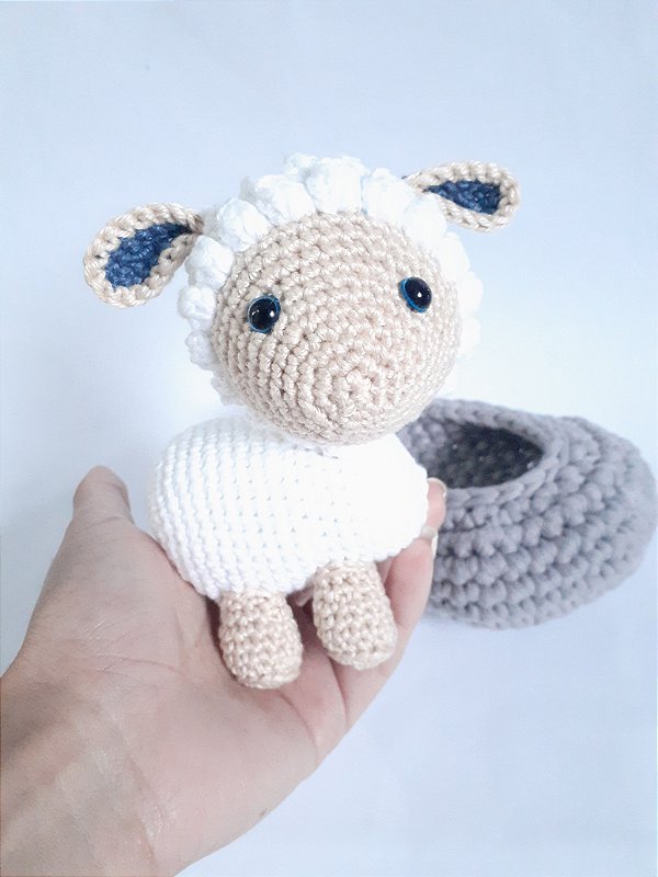 mini ovelha amigurumi - Caramelos Baby