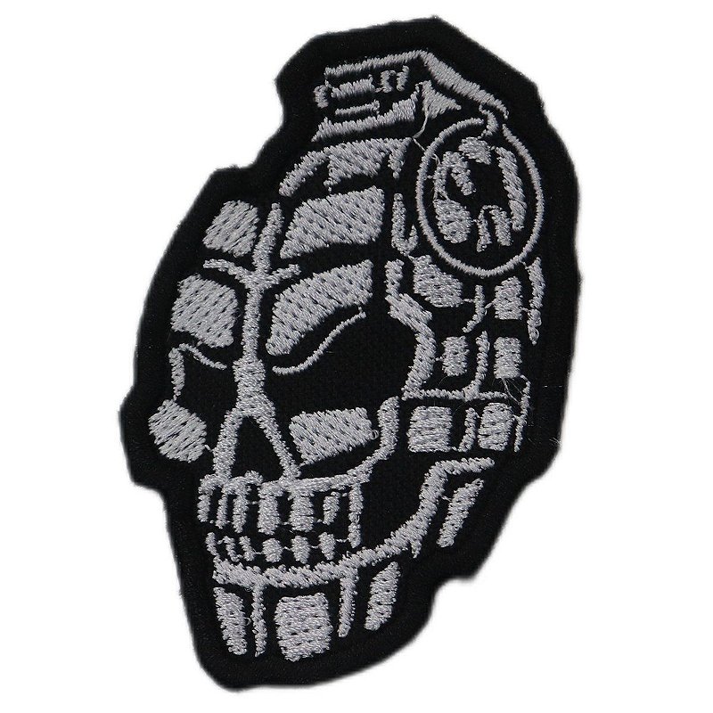 Patch Bordado Caveira Granada 7x5cm - Route Shirts