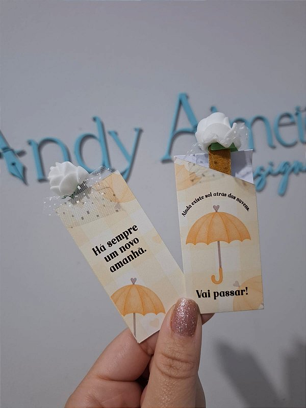 24 Mini lixas botão de rosa - Setembro Amarelo 2025 - Andy Almeida Designer