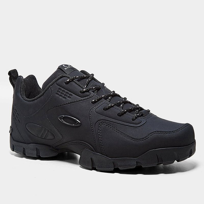 Tênis Oakley Stratus Masculino Jet Black - Radical Place - Loja Virtual ...