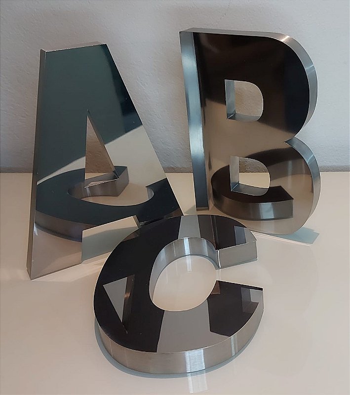 Letras caixa em aço inox de 35cm de altura - Lino Inox - Venda de ...