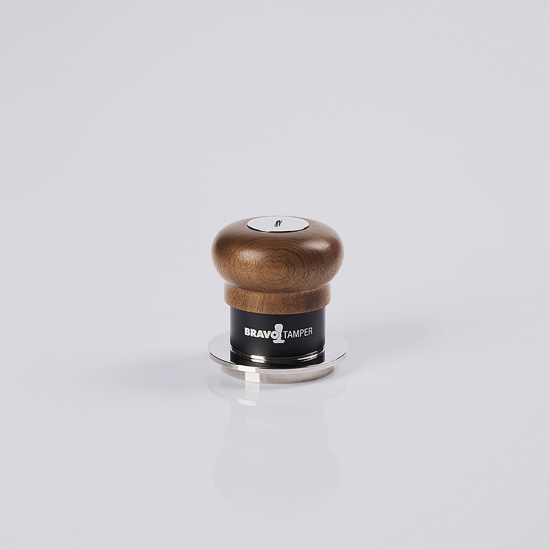 Mini Tamper Bravo com Punho de Madeira Clara e Saia Preta - Bravo ...