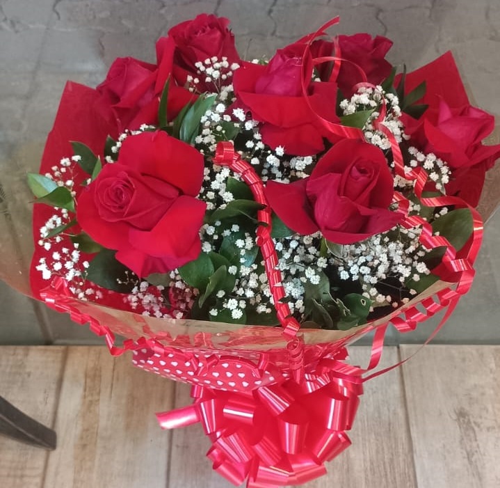 Buquêr de rosas tradicional - MERCADO DAS FLORES