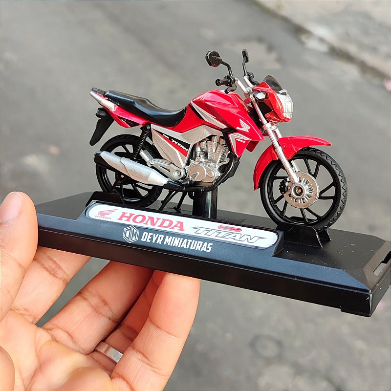 Miniatura Moto Honda CG Titan 160 Vermelho Motormax 1:18 - Miniaturas ...