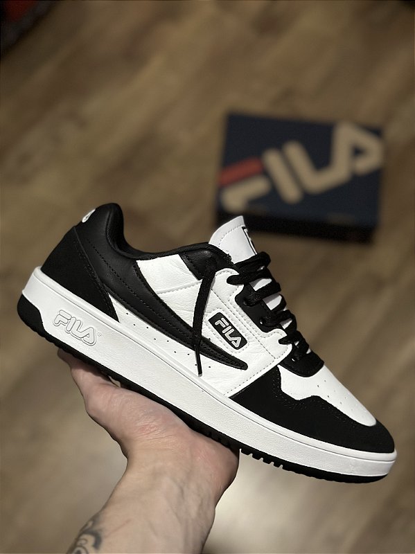 FILA ARCADE LOW (panda) - Corre de Rua
