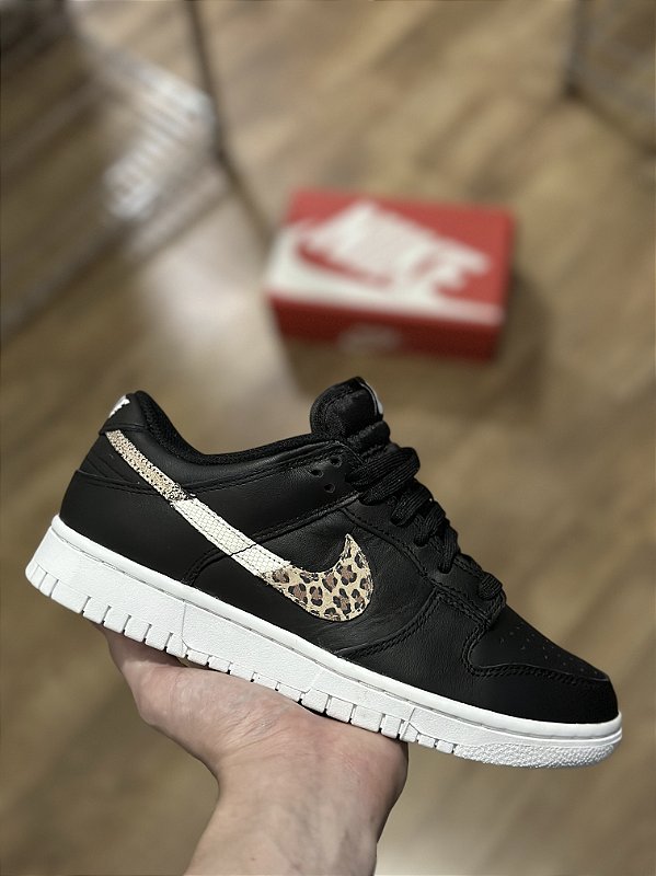 NIKE DUNK LOW SE “Animal Print” - Corre de Rua