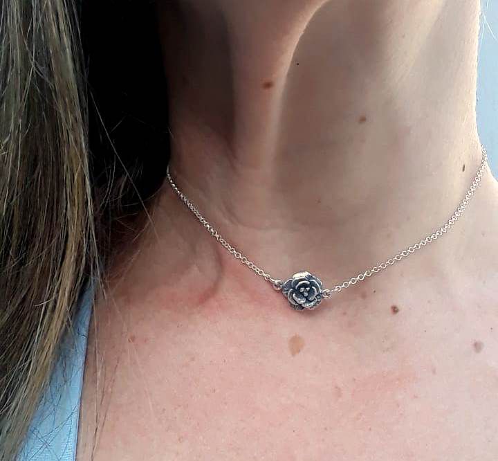COLAR CHOKER ROSINHA DELICADA - PRATAS 925 ATACADO