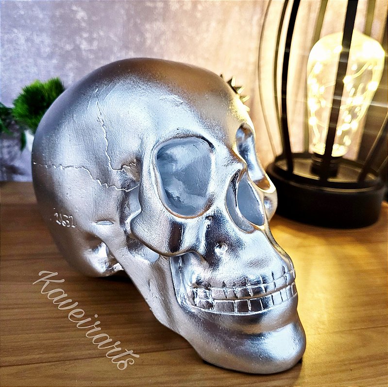 Caveira Simples em Tons Metálicos - Grande - Kaveirarts
