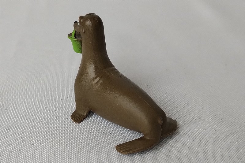 Miniatura Disney de foca Gerald do Procurando Dory - Taffy Shop ...