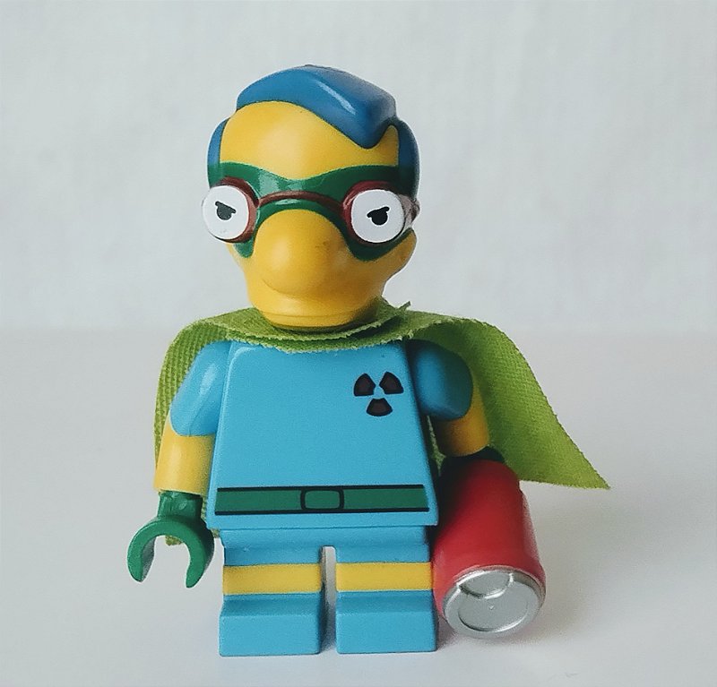 Lego original, boneco Milhouse fall out boy / caidaço boy - Taffy Shop ...