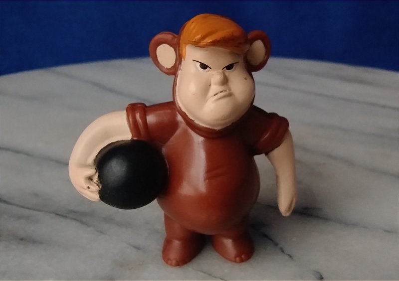 Miniatura Disney Cubby, um dos meninos perdidos de volta a terra do ...