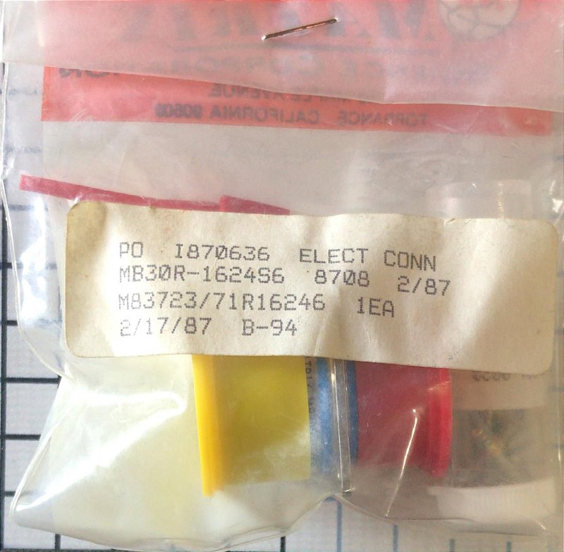CONECTOR - M83723/71R16246 - Fibraer