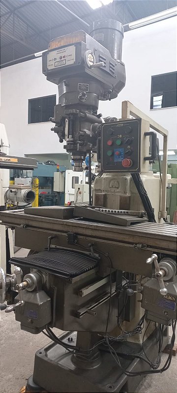 FRESADORA FERRAMENTEIRA PROMILL ISO40 1350 x 320 - Huck Máquinas