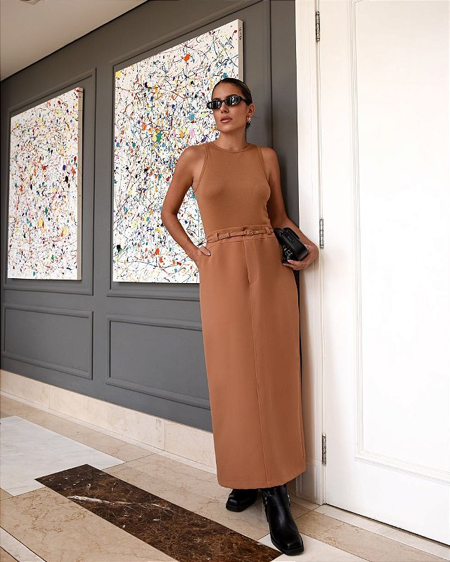 Saia Midi Reta Alfaiataria Com Cinto Milalai - Albuquerque Boutique ...