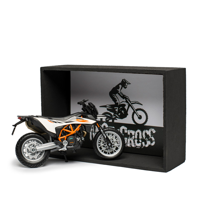 Miniatura KTM 690 SMC R - Machine Cult | Miniaturas de Moto e Decoração ...