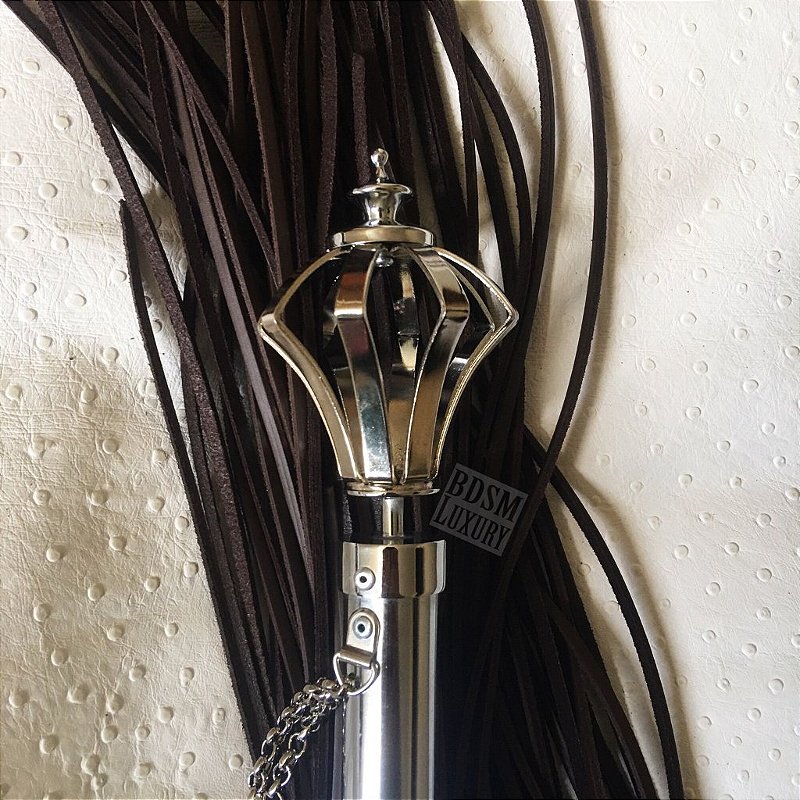Flogger Royal | Alta Qualidade para Prazer e Impacto | BDSM Luxury ...