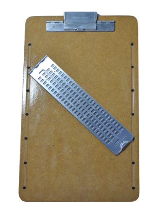 Reglete de Mesa com Punção - Casa da Acessibilidade